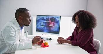 Tips For Not Gagging With Dentures | Custom Denture Clinic